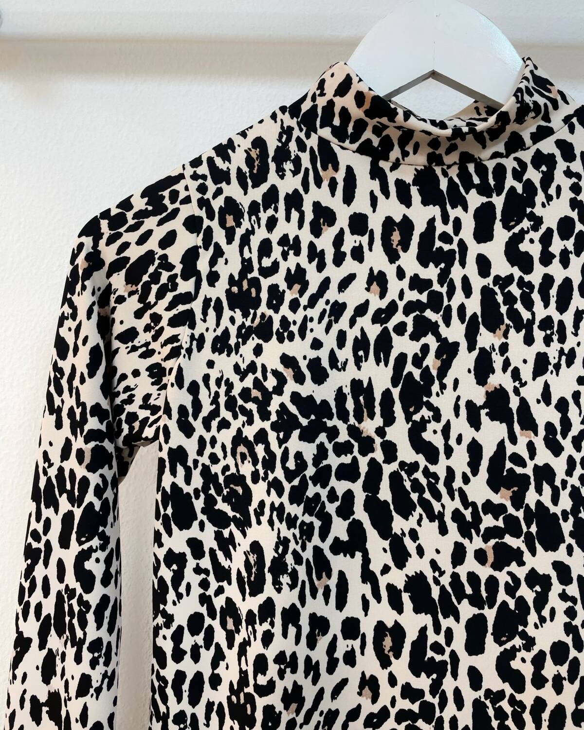 Polera animal print | Distrito Moda