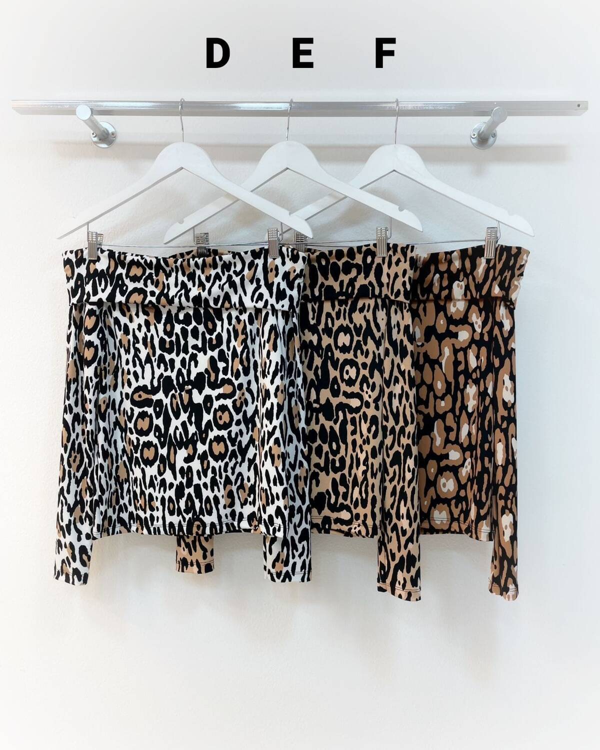 [SEDA FRÍA] Remera off shoulder animal print | Distrito Moda